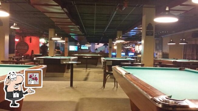 Melrose Billiard Parlor in Nashville - Restaurant reviews