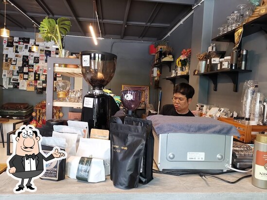 สะดวกชง slow bar coffee, Huai Kapi - Restaurant menu, prices and reviews