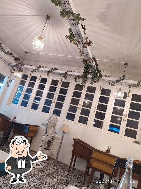 Lush Life Cafe, Kansal - Restaurant menu, prices and reviews