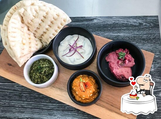Mr Pitta, 24 Strong ave in Thomastown - Restaurant reviews