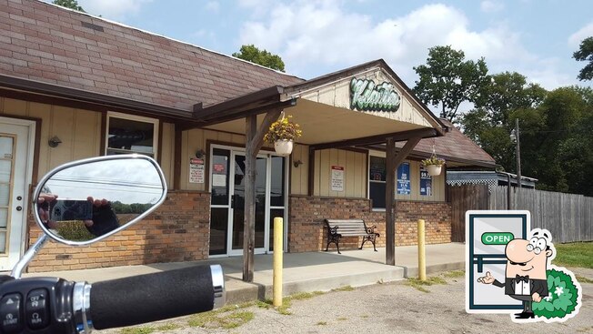 Kiatta Saloon in Okeana - Restaurant reviews