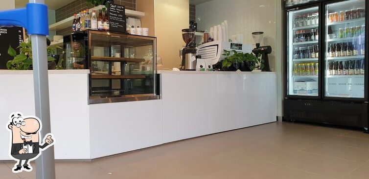 Sunny's Deli, Docklands - Restaurant menu, prices and reviews