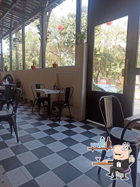 The Runner's Cafe, Gurugram - Restaurant menu, prices and reviews