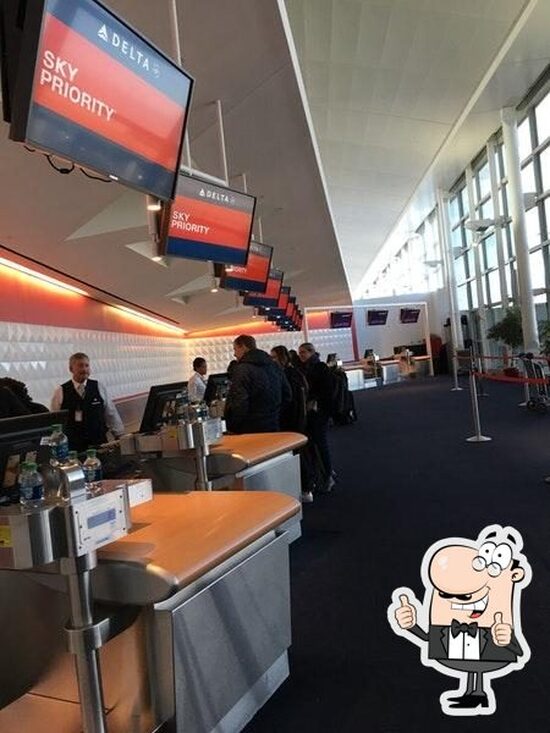 Delta Sky Priority Check-in Lounge, Nueva York - Opiniones del restaurante