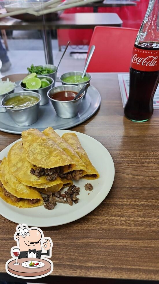Menu at Taquería La 18 restaurant, Saltillo