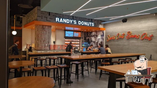 Randy’s Donuts in Las Vegas - Restaurant reviews