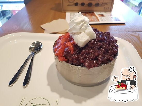 Sungsimdang Bakery Head Store, Daejeon, 15 Daejong-ro 480beon-gil ...