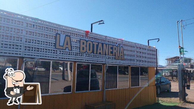 Menu at La Botanería pub & bar, Ciudad Juarez