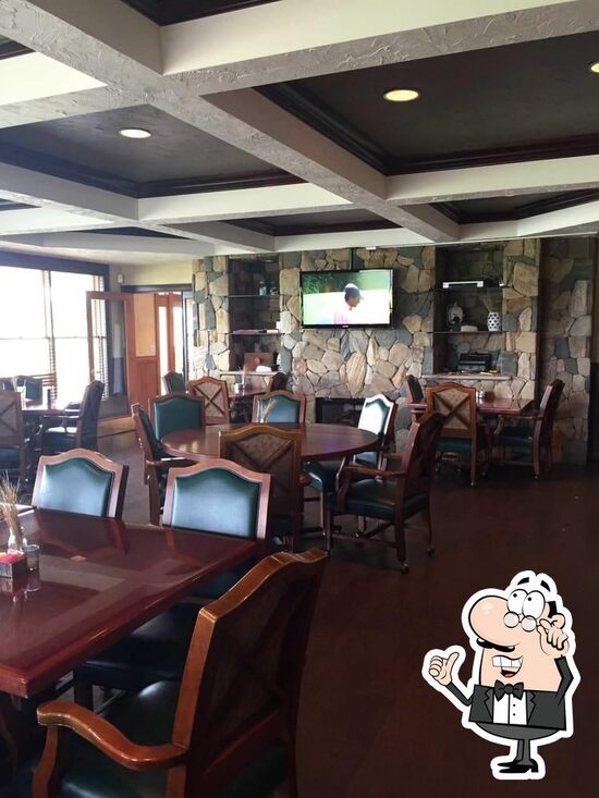 Carta de Hunt Club Tavern, Corolla