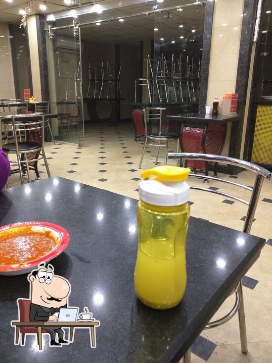 Tom and Basal - Talaat harb, Cairo - Restaurant menu, prices and reviews