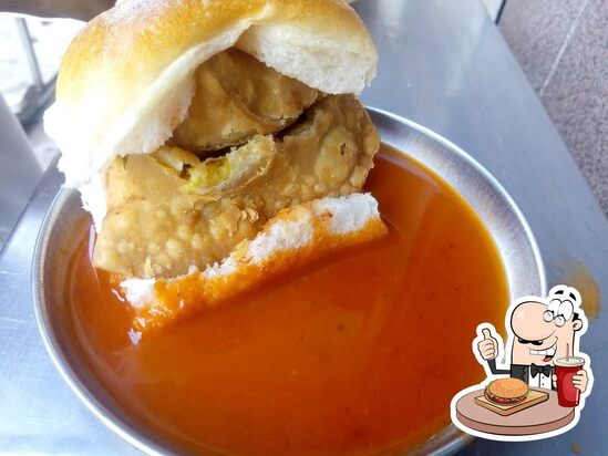 Raja Rani Vada Pav Center, Valsad - Restaurant reviews