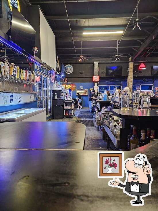Tipsy Monkey Bar & Grill, Weslaco - Restaurant menu, prices and reviews