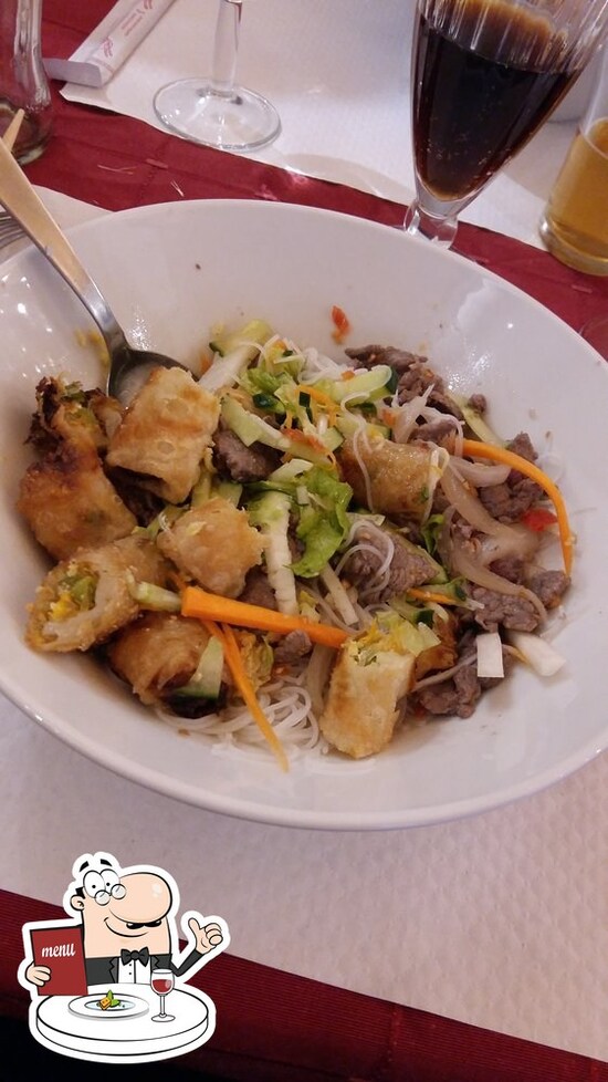 Menu at Le Saigon restaurant, Angers