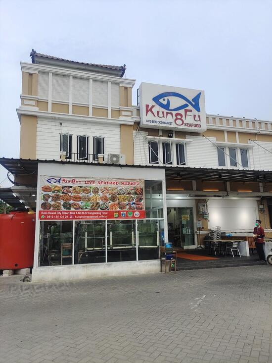 Menu at Kungfu Live Seafood Cengkareng restaurant, West Jakarta