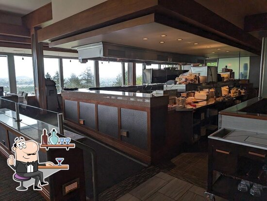 Chart House, Portland - Restaurant menu, prices and reviews