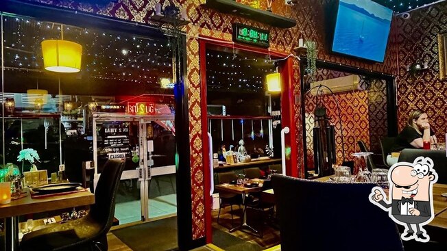 IN 2 THAI, Bungalow - Restaurant menu, prices and reviews