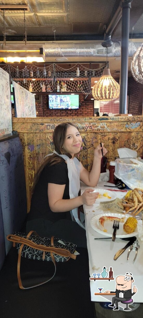 Pier 88 Boiling Seafood & Bar OKC, Oklahoma City - Restaurant menu ...
