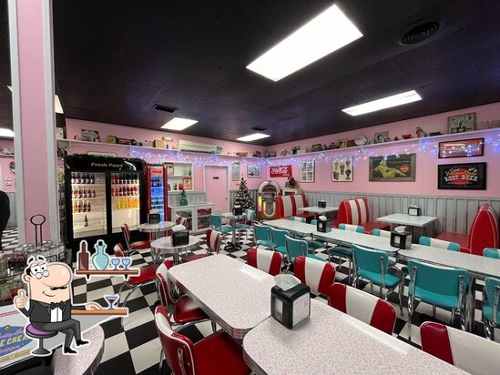 Holly Hop Ice Cream Shoppe, Lubbock - Restaurant menu, prices and reviews