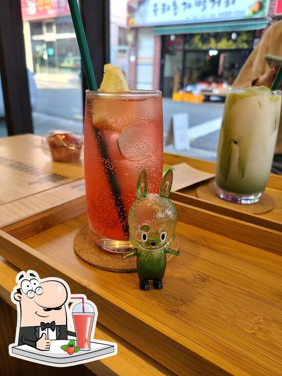 Menu at 프로듀스썸띵굿(Produce Something Good) cafe, Busan