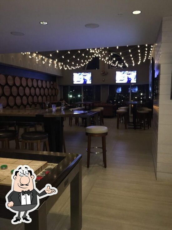 Skiff Bar, Newport - Restaurant menu, prices and reviews