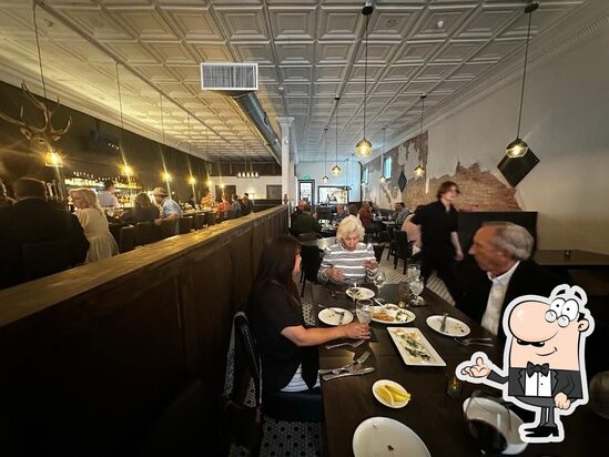 The Standard on Vaughan, Bertram - Restaurant menu, prices and reviews
