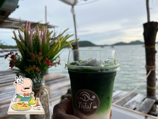 Menu at Tidal Wave Cafa, Na Kha