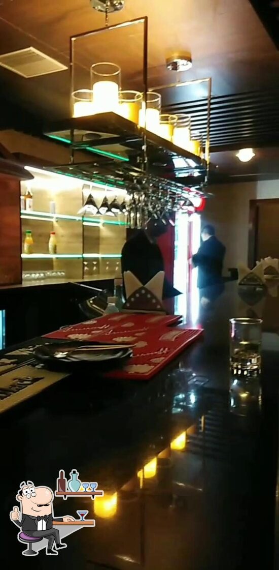 The RICH MIX Bar & Lounge, Amritsar, Sco 35 - Restaurant reviews