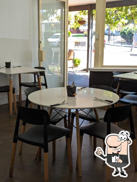 CHEF'S SIGNATURE Cafe & Indian Restaurant, Helensburgh - Restaurant ...