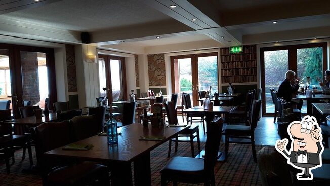 Spencers Bar & Grill ~ Open late at weekends depending on demand in ...