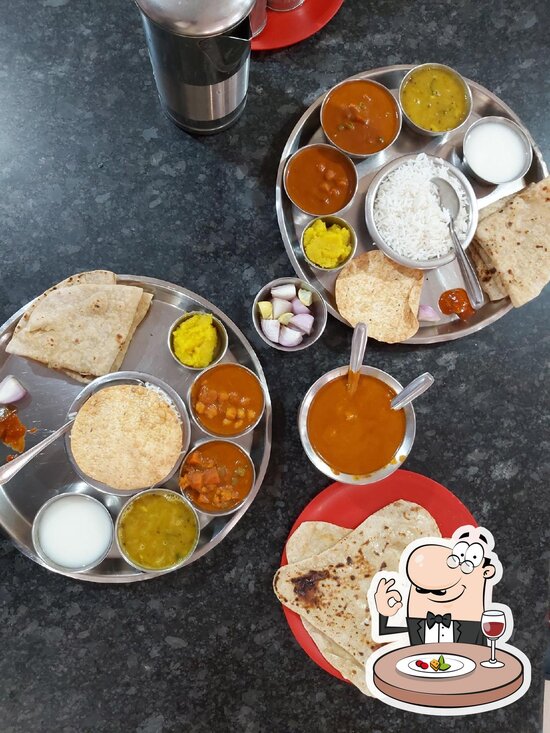Menu at Amantran corner, Matheran