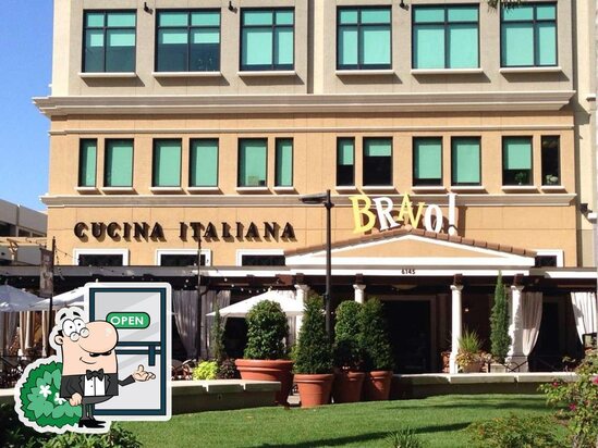 Menu at Bravo! Italian Kitchen pub & bar, Naples, Strada Pl
