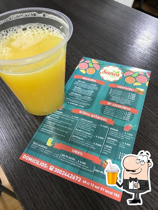 Menu at Sanos Antojos restaurant, Medellín