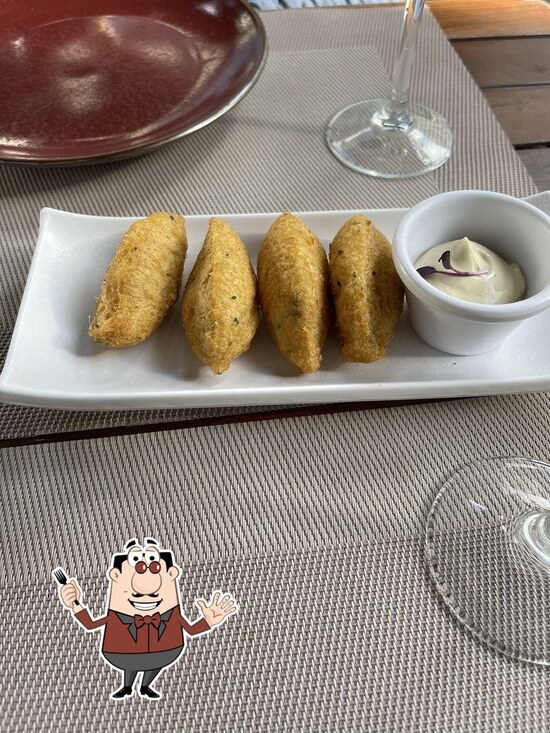 Menu at Tapas N’ Friends restaurant, Porto