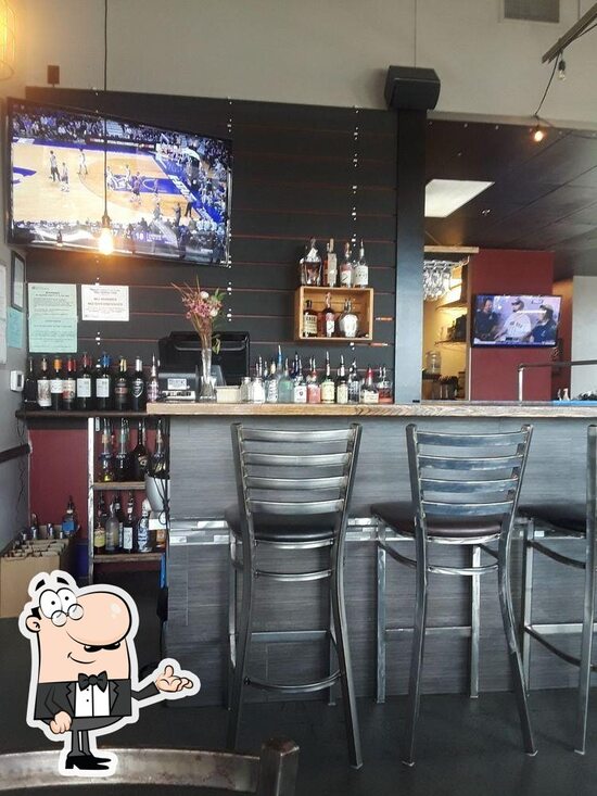Crave Grille, Vancouver - Restaurant menu, prices and reviews