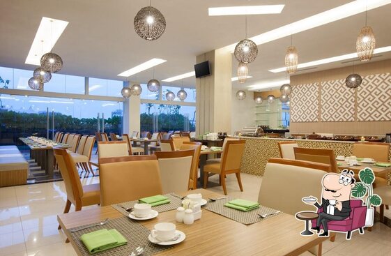 Laksa Restaurant by Hotel Santika Radial Palembang, Palembang ...