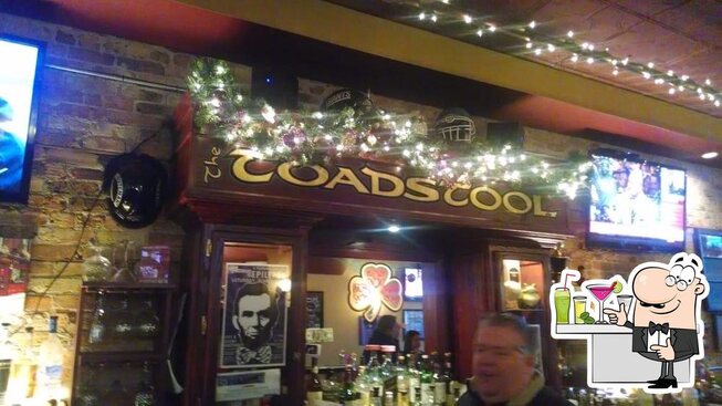 The Toadstool Pub in Highwood - Restaurant menu and reviews