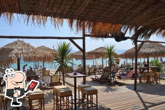 Paradiso Beach Bar, Paralia Ofriniou - Restaurant reviews