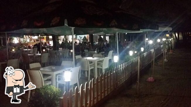 Bar Restorant Dardania, Velipojë - Restaurant reviews