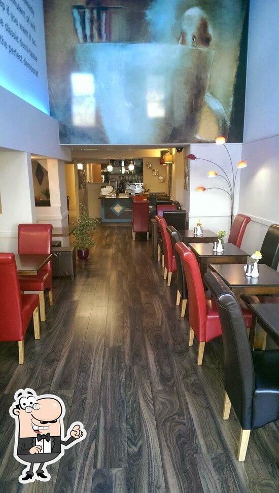 Moments Cafe & Restaurant in Longford - Restaurant reviews