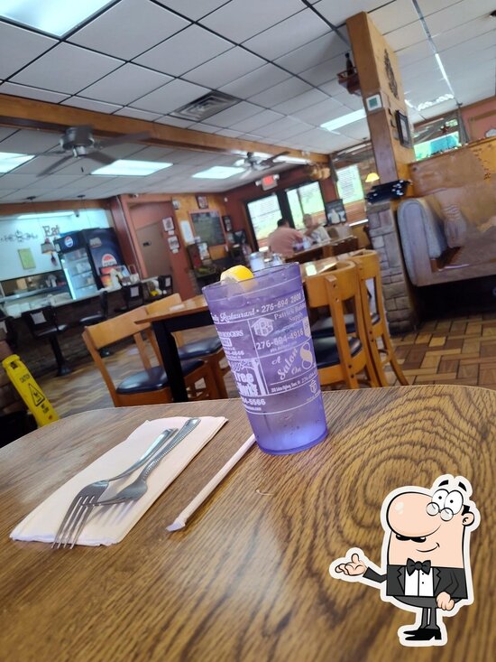 Stuart Family Restaurant, Stuart - Restaurant menu, prices and reviews