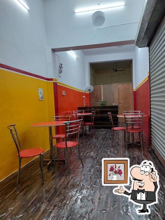 The Rolls Inn & Shakes, Roorkee - Restaurant menu, prices and reviews