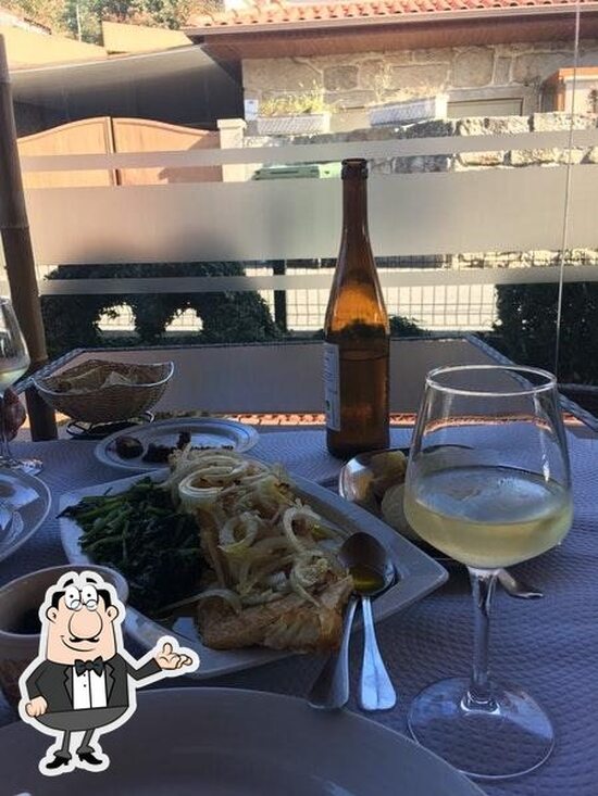 Taberna Afonso -"O bacalhau" restaurante, Vitorino dos Piães, Largo ...
