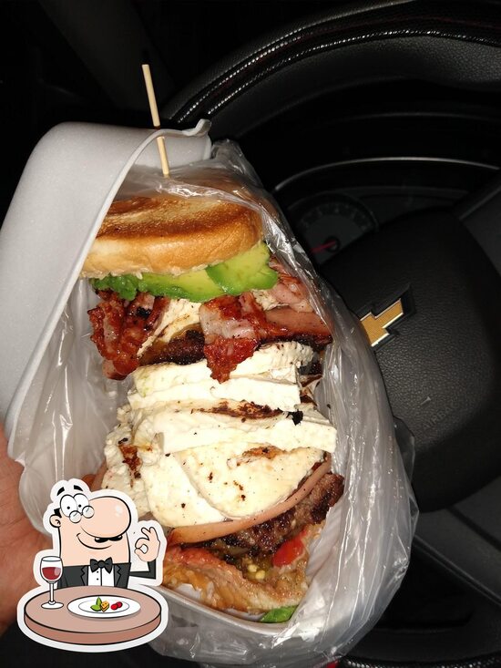 Mac Lomas Hamburguesas, Santiago de Querétaro - Menú del restaurante ...