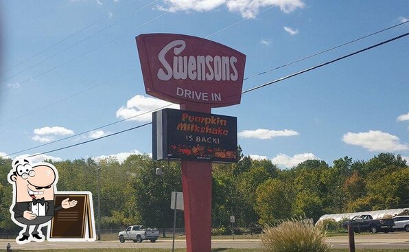 Menu at Swensons Drive-In fast food, North Canton, N Main St