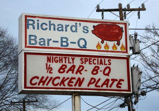 Menu at Richard's Bar-B-Que, Salisbury