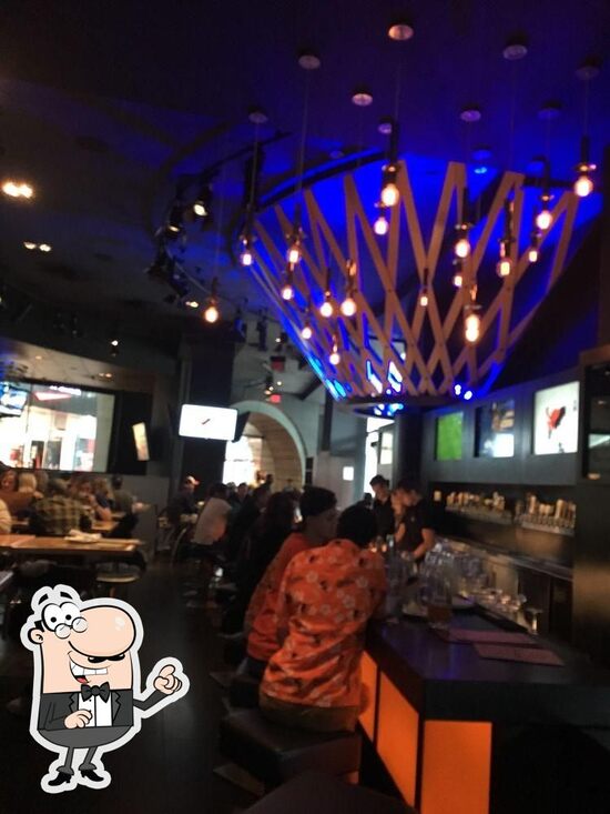 Real Sports, Toronto, Union - Restaurant menu, prices and reviews