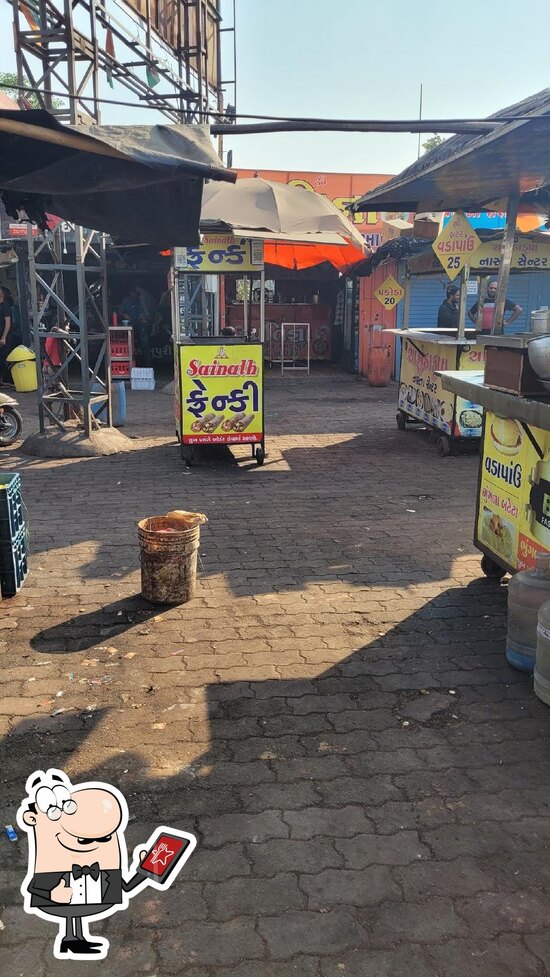 VIP circle foodzone, Surat - Restaurant menu, prices and reviews