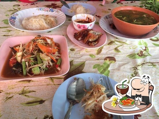 Menu at ส้มตำ 101 restaurant, Mae Sot
