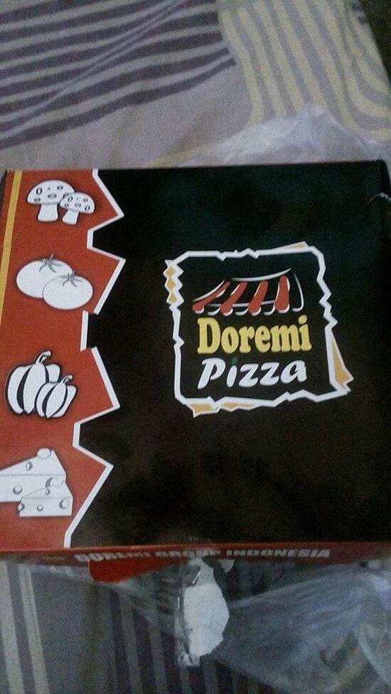 Doremi Pizza & Chicken restaurant, Denpasar, Jalan Letda Made Putra