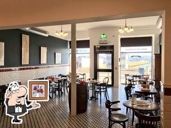 Menu at La Jupe pub & bar, Helensburgh